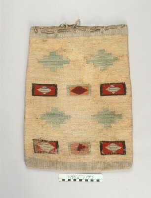 Arts & Cultures Collections Database | Burke Museum